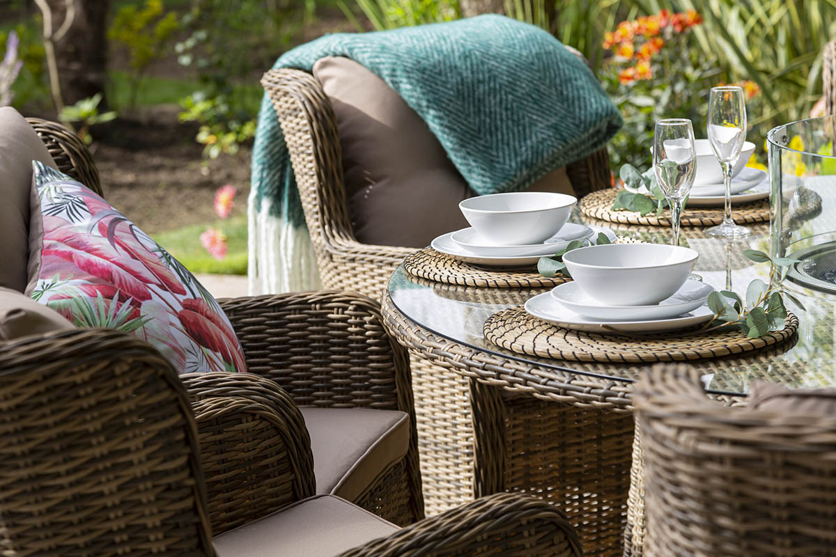 Cozy Throws for Home & Garden Balcony Outdoor Space