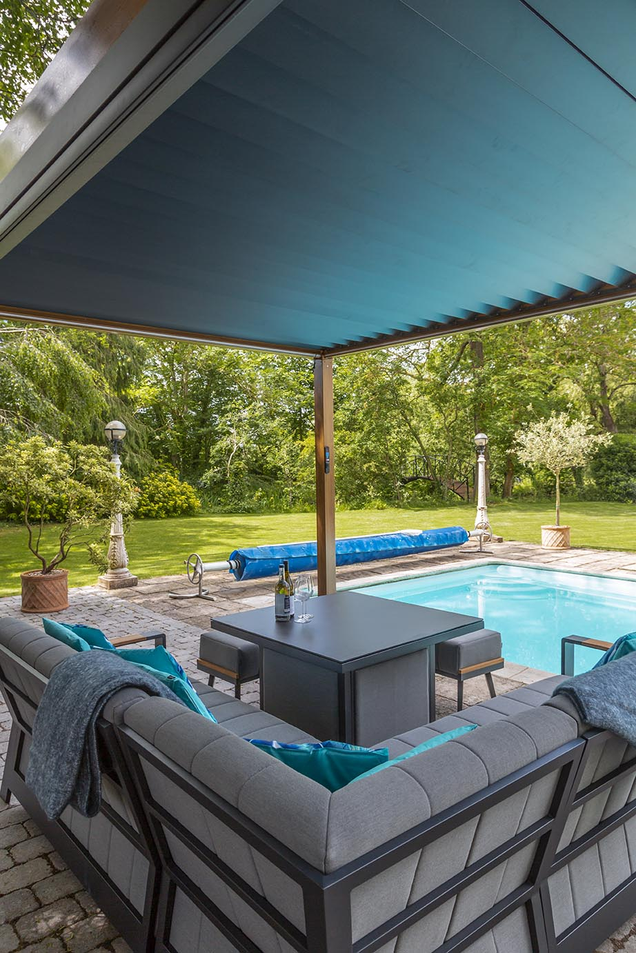 Premier Charlotte Aluminium Solar Powered Auto Pergola
